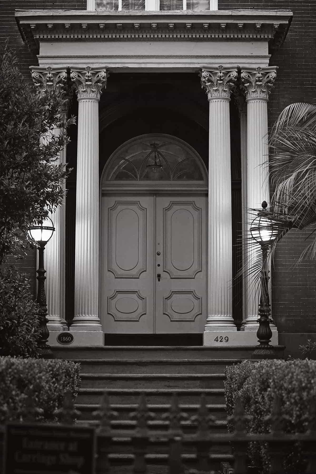 The Mercer Williams House: Savannah's Most Notorious Home - Savannah ...